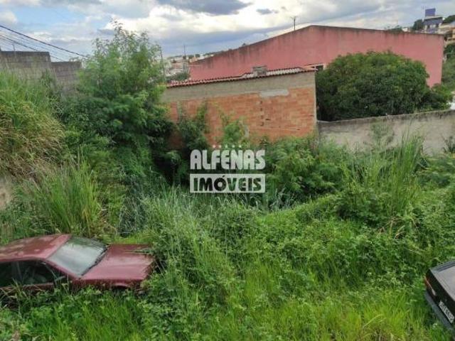 Lote à venda no Bairro ALVORADA