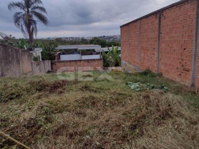 Lote à venda no bairro Antônio Fonseca com 300 m²
