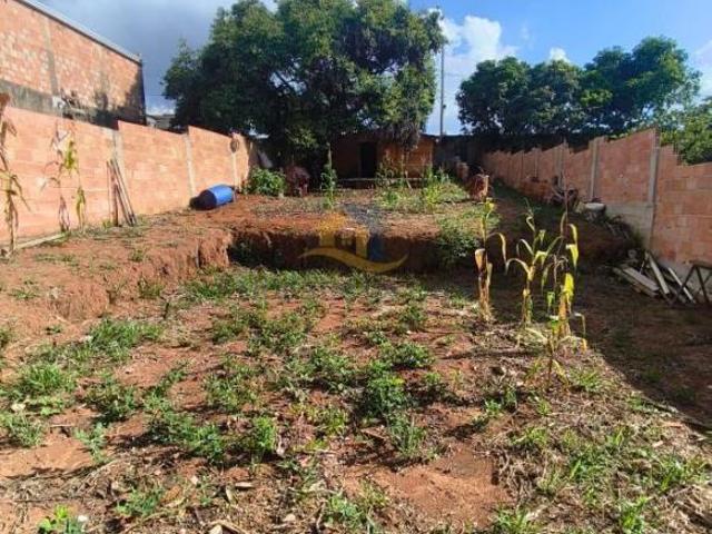 Lote á venda no Bairro Cachoeira 410m²