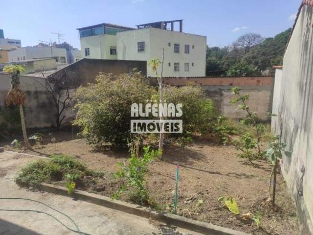 Lote à venda no Bairro Eldorado