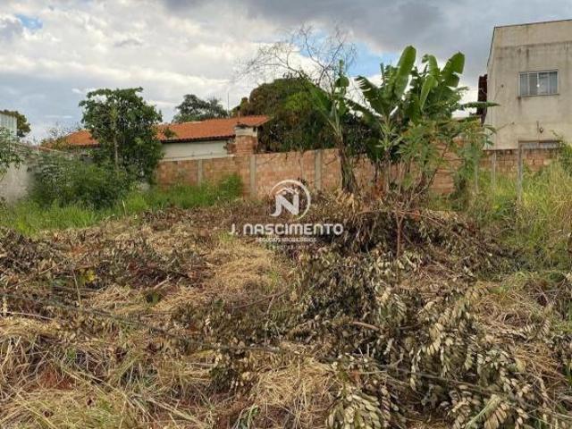 Lote á venda no bairro Estâncias Imperiais em Contagem MG
