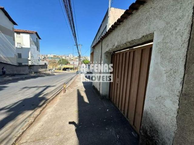 Lote à venda no Bairro Inconfidentes