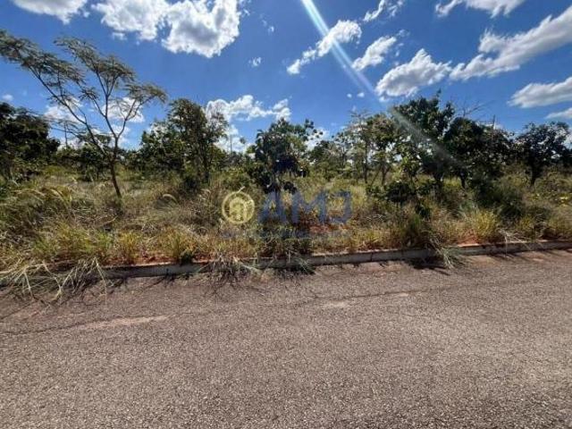 Lote à venda no Bairro Lagoa Quente de Caldas