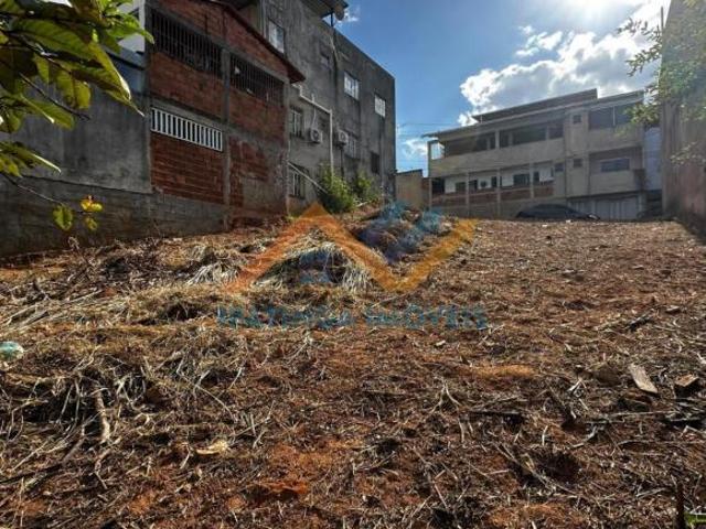 Lote à venda no bairro Parque Caravelas