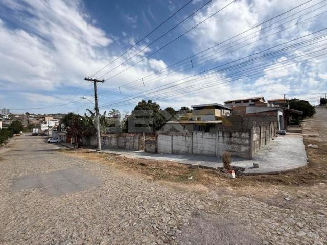 Lote à venda no bairro Rancho Alegre com 264 m²