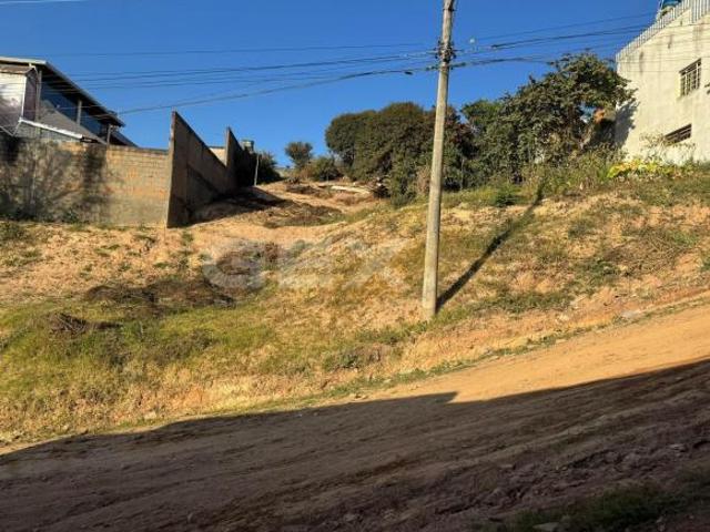 Lote à venda no bairro São José com 422 m²