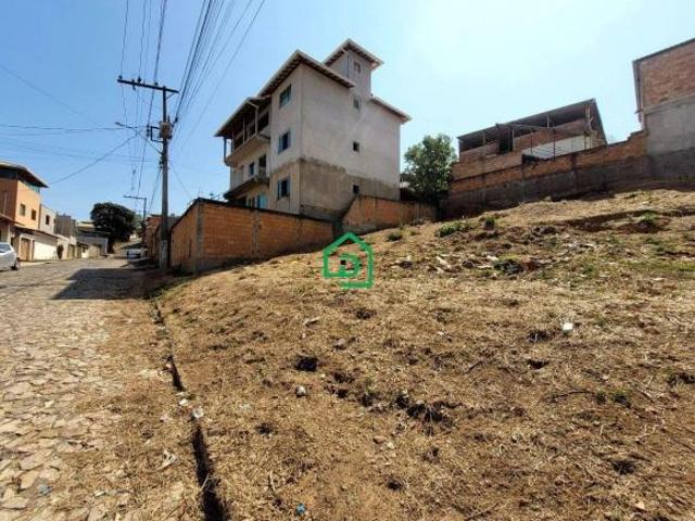 Lote à venda no bairro São Judas Tadeu Conselheiro Lafaiete