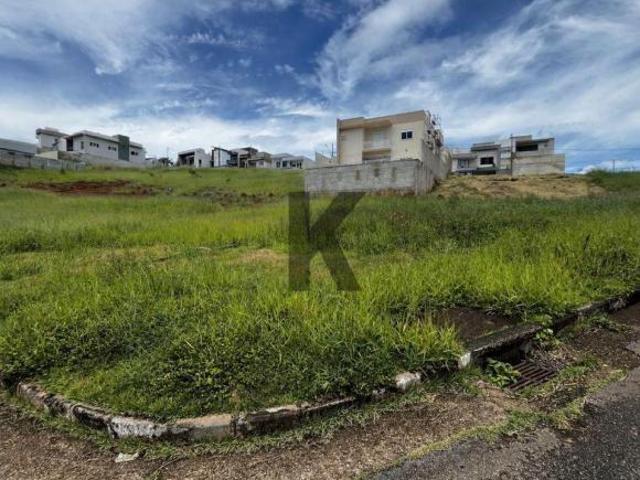 Lote à Venda no Bairro Serra Morena