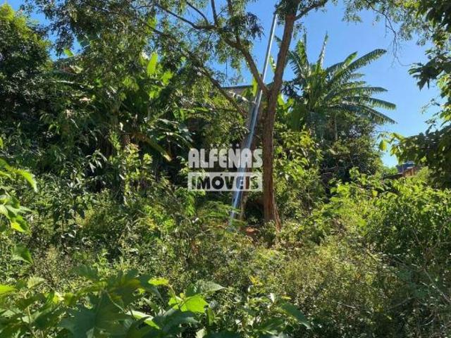 Lote à venda no Bairro VILA CRISTINA