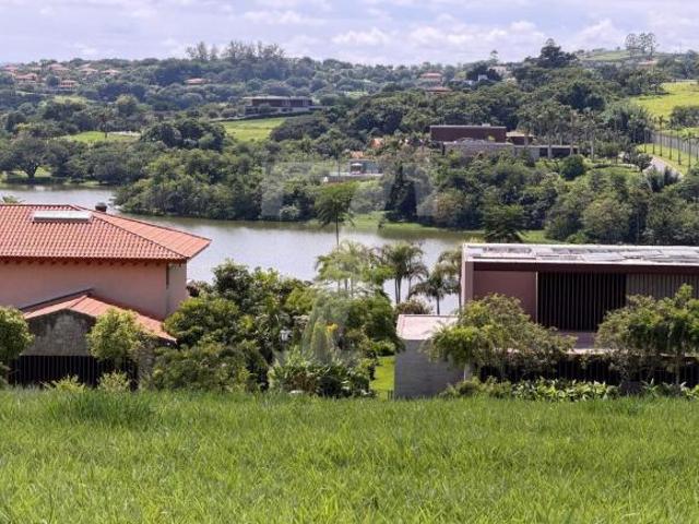 Lote à venda no melhor e mais completo condomínio fechado do interior de São Paulo