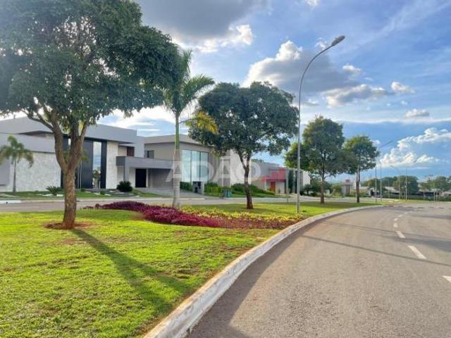 Lote à venda no Portal do Sol Green — 450 m² — contra esquina — nascente — condomínio fechado Lote à
