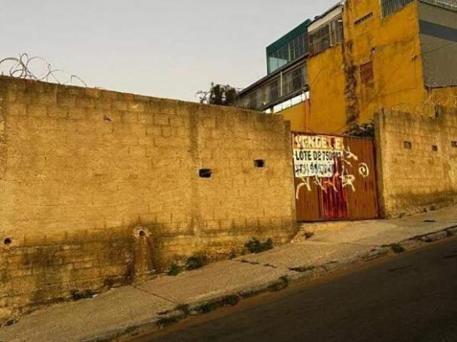 Lote a venda no Palmeiras pertinho do Buritis Com projeto a aprovar!