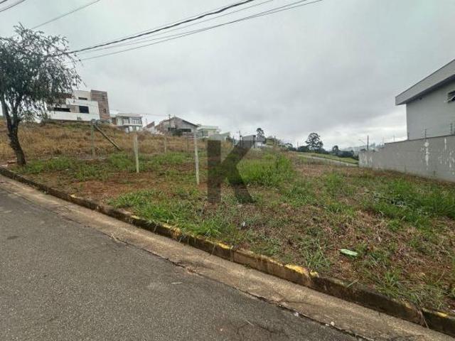 Lote a venda no Parque Ibirá com 456m² em Pouso Alegre MG