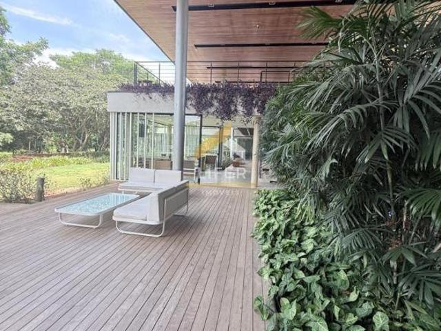 LOTE À VENDA NO TAMBORÉ JAGUARIÚNA