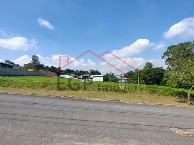 Lote a venda Residencial Ibirapuera, Sorocaba, SP, medindo 1.085m². Portaria 24 hrs, lago, muita áre