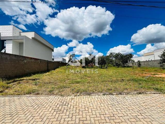 LOTE / ALTO DA BOA VISTA / ESCRITURADO / 504M² / 61 99655 2016