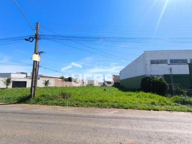 LOTE COM 541,77 M2 DE ESQUINA, PRÓXIMO AO ANEL VIÁRIO, LOGÍSTICA EXCELENTE