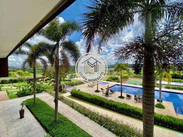 Lote com 604 m2. Excelente localização. Condomínio Bosque do Horto. Vizinho do Maxi Shopping
