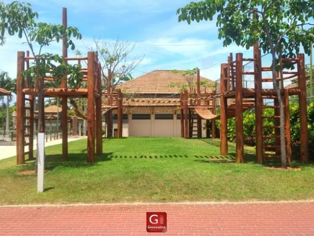 Lote com 750 m² à venda