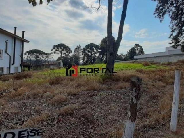 Lote com 1.100 m2 alto e com linda vista no residencial Fazendinha