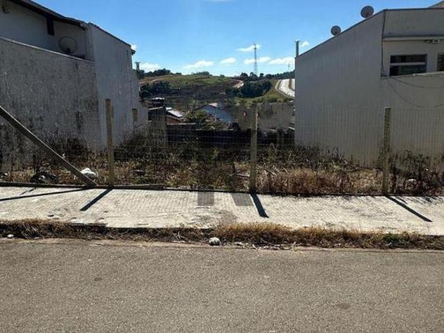 Lote com 280 m² no Bairro Recanto dos Barreiros em Pouso Alegre MG
