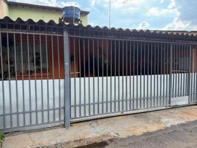 Lote com 2 casa à venda em Ceilândia