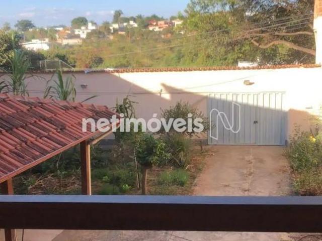 Lote com 332,70 m²  à venda no Bairro Trevo – Próximo à Toca da Raposa II Com Duas casas no Imóvel