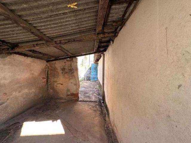 Lote com 381 m² com ótima localização