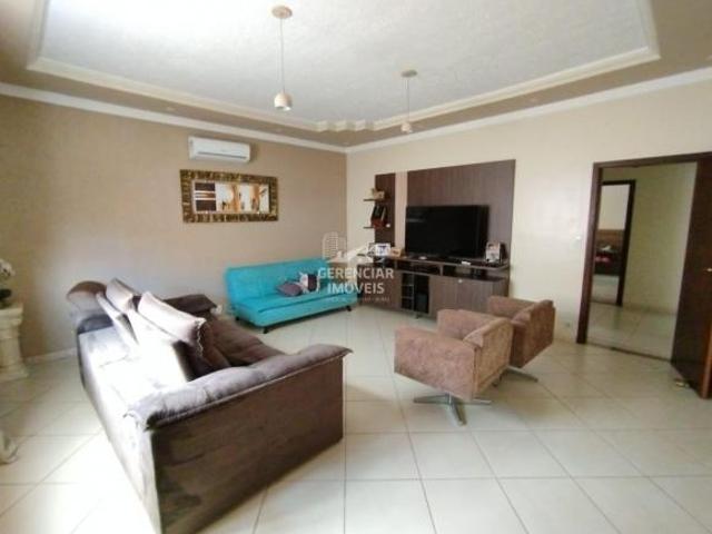 Lote com 3 casas no Amarante em Betim MG Oportunidade de investimento!