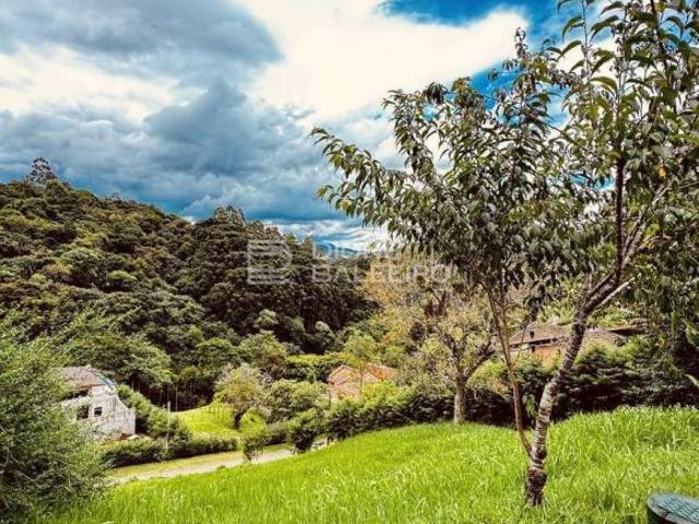 Lote com vista aberta no Parque da Mantiqueira