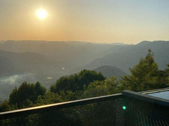 Lote com vista para o vale, natureza preservada e fácil acesso