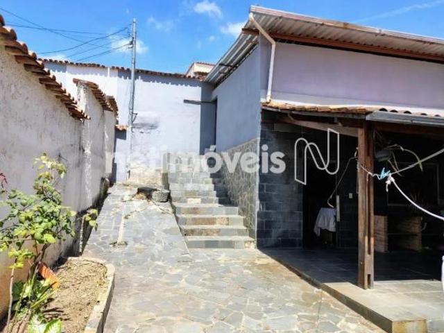 Lote com Casa e 2 Barracões Independentes – Itatiaia