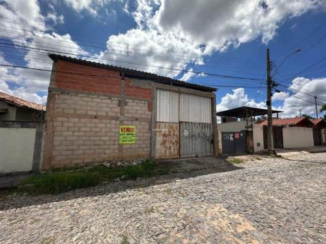 Lote com Galpão e barracão com excelente localização
