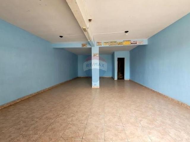 Lote com Loja Apartamento 2 Quartos na Av. Comercial – Recanto das Emas/DF