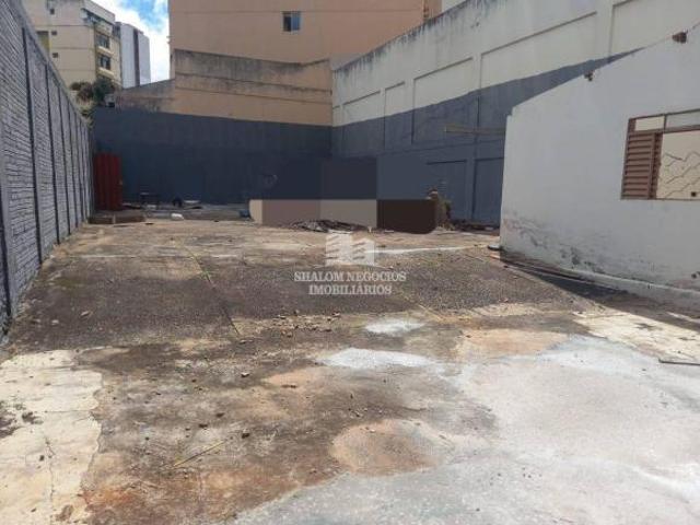 Lote comercial com 360 metros quadrados no Centro em Goiânia Go
