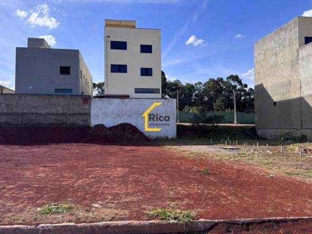 Lote Comercial de Uso Misto no Villa Suíça 250m²