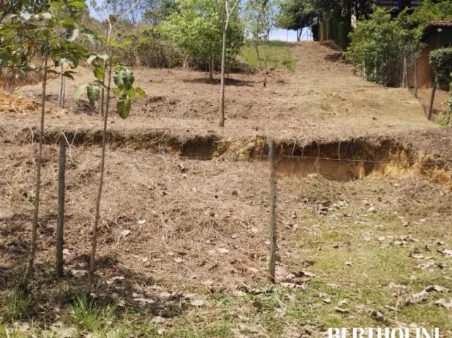 Lote Comercial e residencial com uma magnífica vista para serra da índia