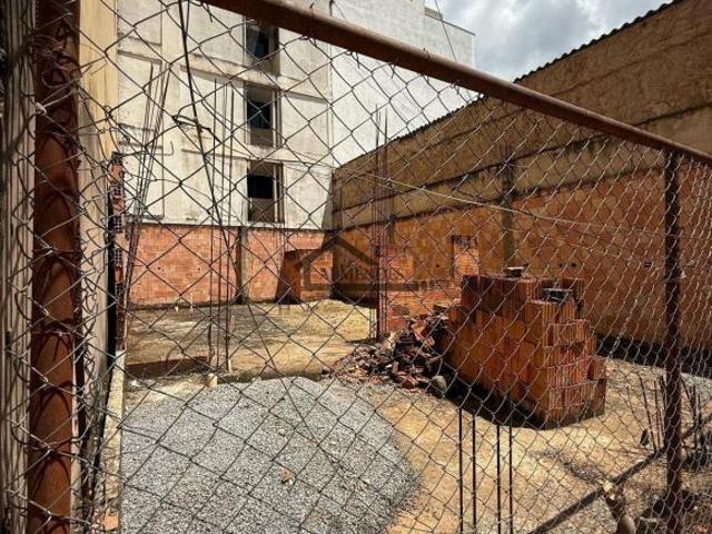 LOTE / COMERCIAL / RESIDENCIAL/ SETOR DE MANSÕES / SOBRADINHO