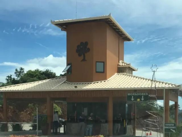Lote condomínio pasargada