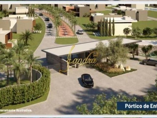 Lote condomínio Allure na beira lago com 240m2
