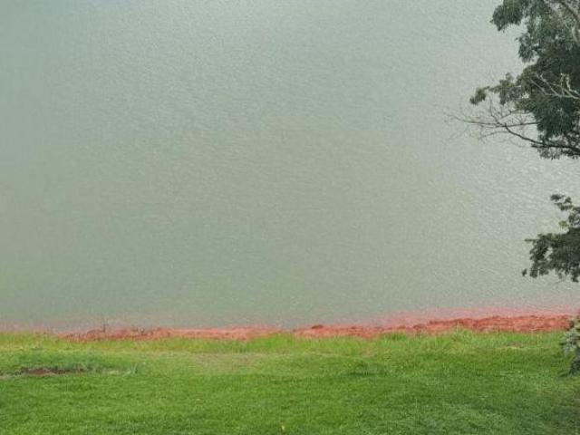 Lote condomínio IGARATÁ 1.030M⅔ Pé na água