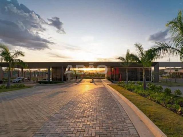 LOTE CONDOMINIO JARDINS BARCELONA SENADOR CANEDO Área / Terreno à Venda, 300.00 por R$ 330000.00 no