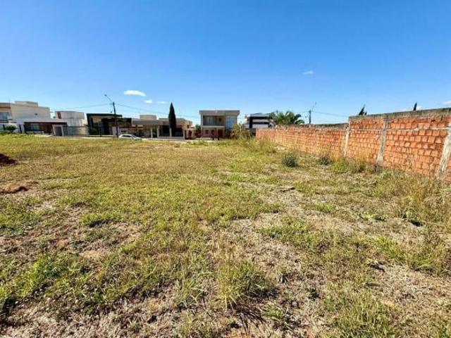 LOTE / CONDOMÍNIO / SEGURANÇA / ESCRITURADO / NASCENTE