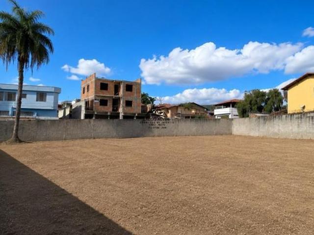 LOTE DE ESQUINA À VENDA EM BETIM 790m²– OPORTUNIDADE IMPERDÍVEL
