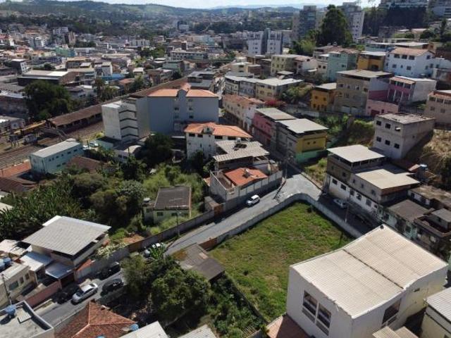 Lote de Esquina à Venda em Conselheiro Lafaiete – 639,11 m² a 300 metros do Túnel