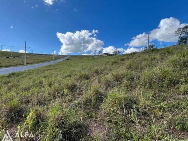 Lote de Esquina à Venda no Terras Altas — Acesso por Duas Ruas, Ideal para Construção ou Investiment