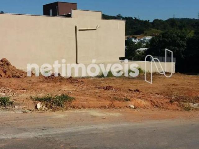 Lote de Esquina à Venda no Bairro Novo Centro – Santa Luzia/MG