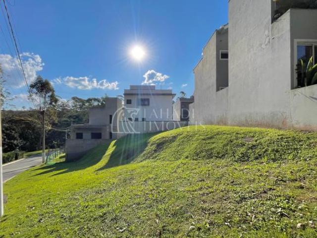 Lote de esquina e com vista para a reserva a venda no Mosaico da Serra