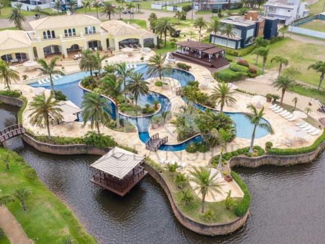 Lote de esquina no Ocean Side em Torres RS