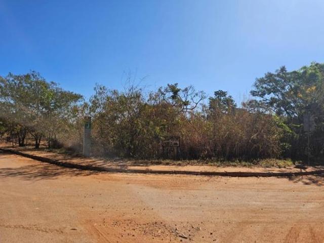 LOTE DE ESQUINA, REGULARIZADO, CHAPÉU DE PEDRA TORORÓ